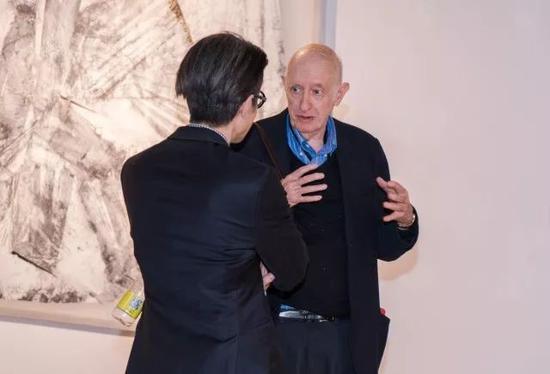 行影支离：艺术家郑重宾个展亮相墨斋画廊|郑重宾|墨斋画廊|展览_新浪收藏_新浪网