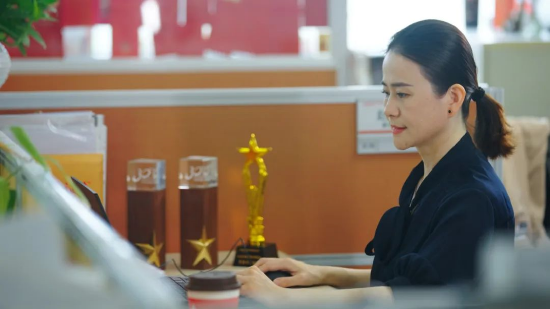 重客渠道分会长赵晓燕：闪闪发光的活力派_手机新浪网