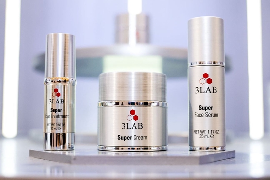 3LAB重磅亮相2023上海美容博览会，并荣获防晒类护肤大奖_新浪女性_新浪网