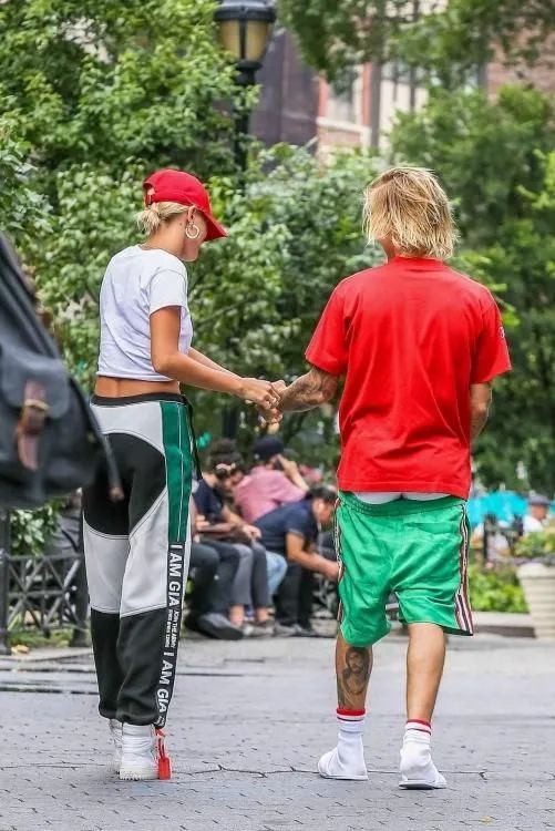 Travis 的迷惑 “神裤” 你看懂了吗？|Travis Scott|牛仔裤|时尚_新浪时尚_新浪网