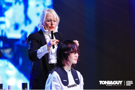 TONI&GUY 2020趋势大秀带你走入如梦如幻的2020_新浪时尚_新浪网