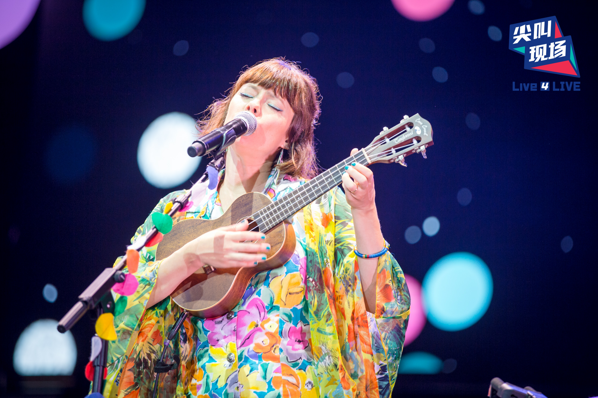 Lenka巡回演唱会收官 呼吁歌迷关注大自然|Lenka|巡演|歌迷_新浪娱乐_新浪网