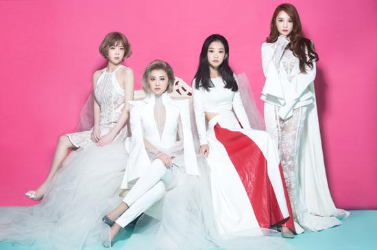 Ume band女团助阵《别开门》首映礼_手机新浪网