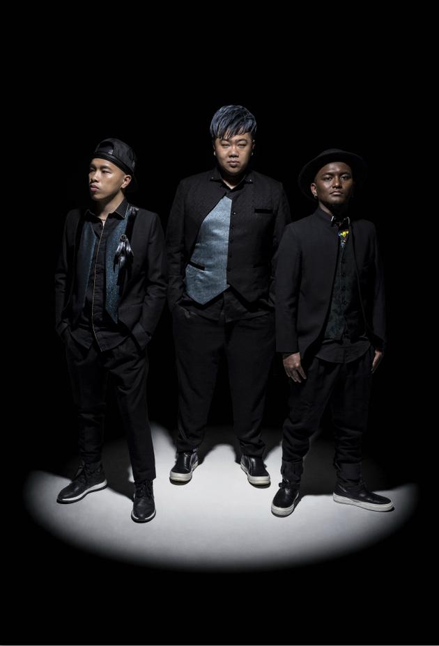 南征北战NZBZ发首张专辑 《生来倔强》23日上线 |专辑|上线|NZBZ_新浪娱乐_新浪网