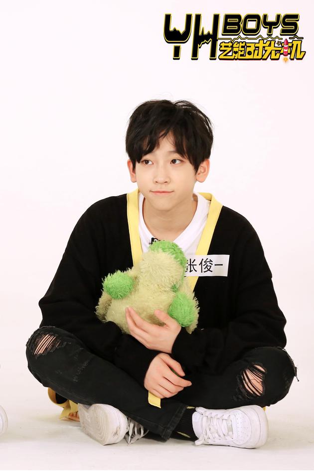 YHBOYS综艺节目正式开启 七小只疯狂爆料有爱互怼_手机新浪网