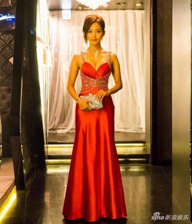 女星夏菜时隔五年主演日剧 饰演性感女公关(图）|夏菜|日剧|女公关_新浪娱乐_新浪网