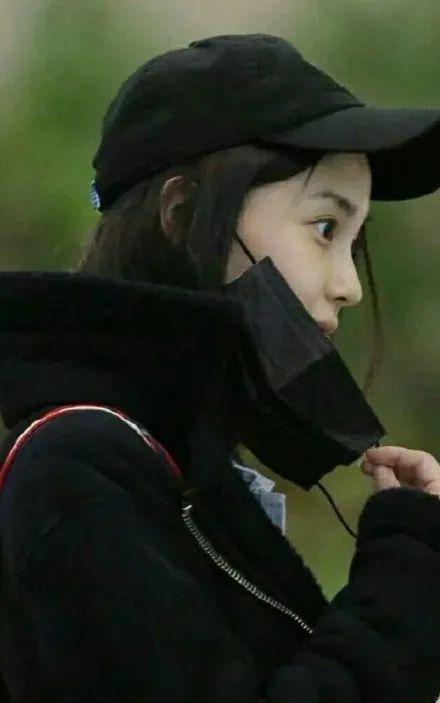 Angelababy素颜的秘密居然是“脸部搓澡法”|Angelababy|护肤|摩天大楼_新浪时尚_新浪网