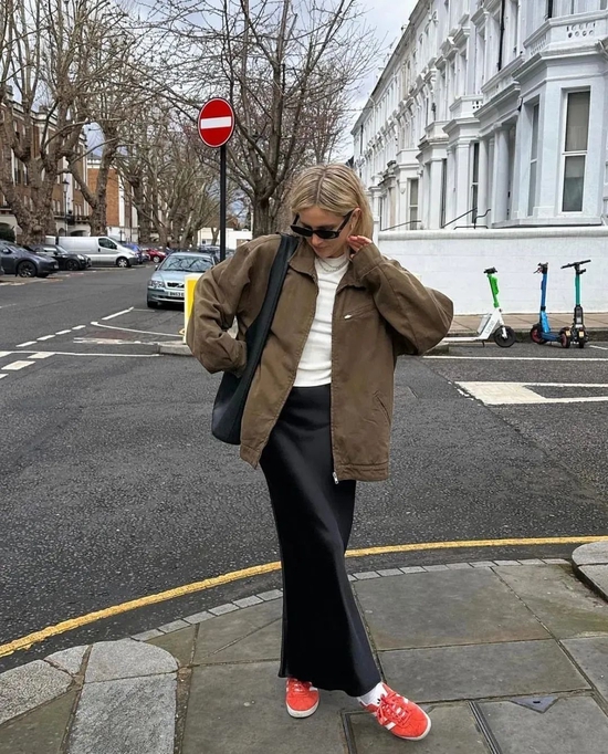 “Clean Fit”到底是一种值得追的新风格吗？|穿搭|时尚博主|极简主义_新浪时尚_新浪网