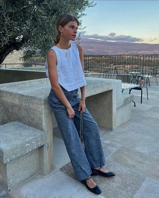 “Clean Fit”到底是一种值得追的新风格吗？|穿搭|时尚博主|极简主义_新浪时尚_新浪网