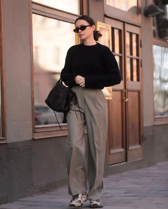 “Clean Fit”到底是一种值得追的新风格吗？|穿搭|时尚博主|极简主义_新浪时尚_新浪网