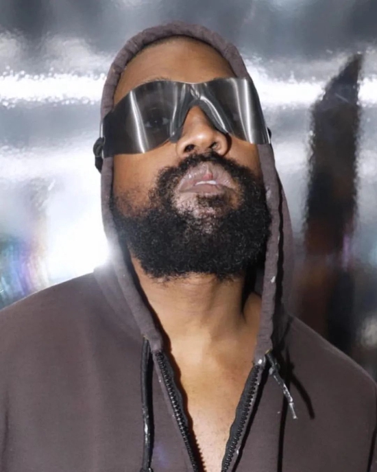 让人人穿上Yeezy，是Kanye对“它们”最狠的报复|Kanye|GAP|Yeezy_新浪时尚_新浪网