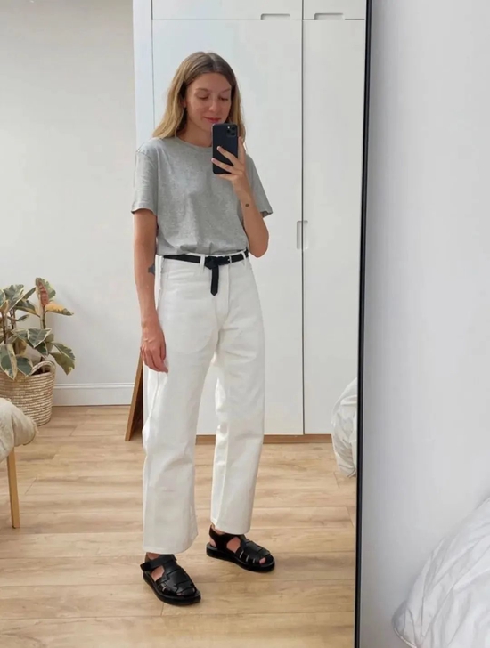 “Clean Fit”到底是一种值得追的新风格吗？|穿搭|时尚博主|极简主义_新浪时尚_新浪网