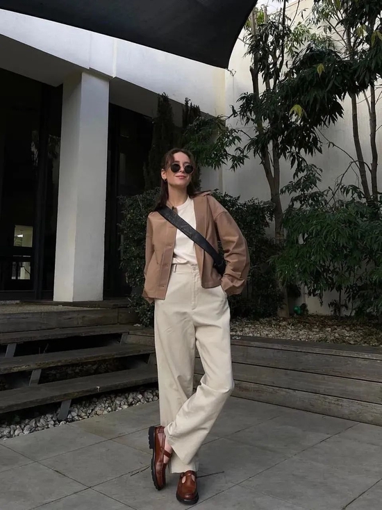 “Clean Fit”到底是一种值得追的新风格吗？|穿搭|时尚博主|极简主义_新浪时尚_新浪网