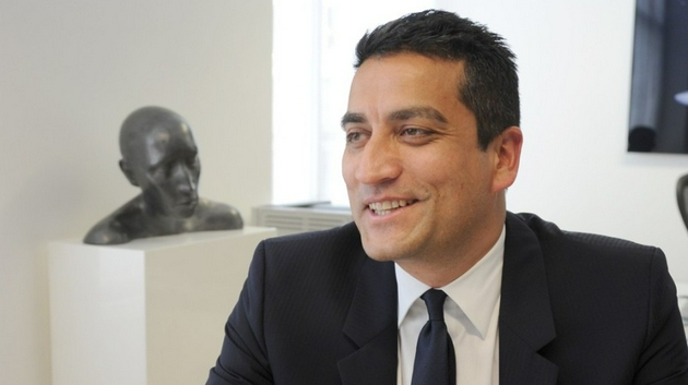 Versace五年首席执行官，跳槽Burberry|Versace|Burberry|CEO_新浪时尚_新浪网