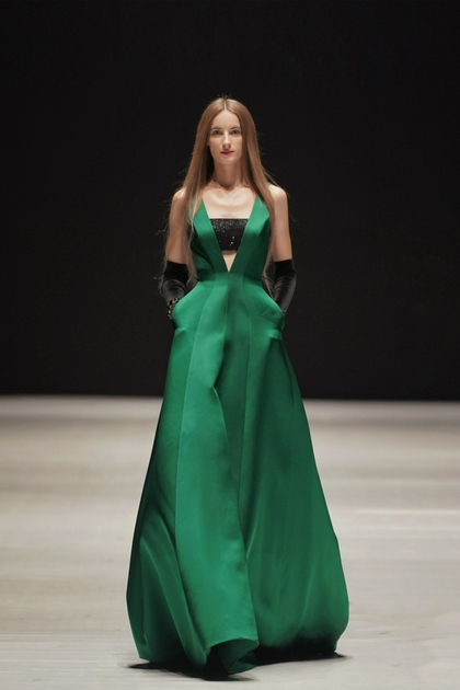 WANG FENG BRIDAL 2022春夏系列上海时装秀|WANG FENG_新浪时尚_新浪网