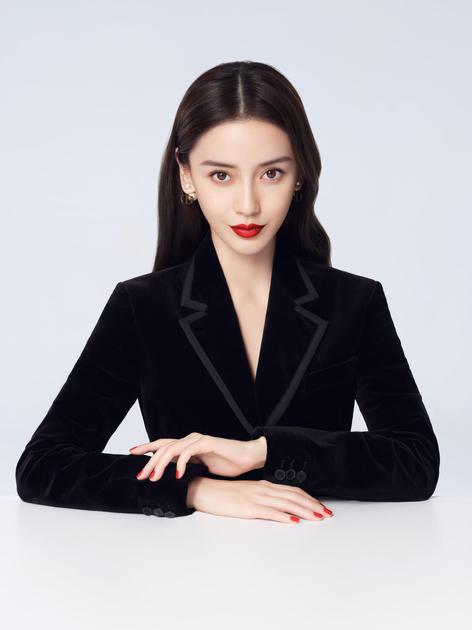 Dior迪奥宣布杨颖成为全新Dior迪奥中国彩妆大使_手机新浪网