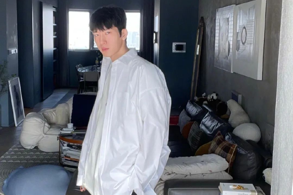 穿搭的尽头是Clean Fit？简约高级感轻松拿捏|穿搭|潮流|时尚_新浪时尚_新浪网