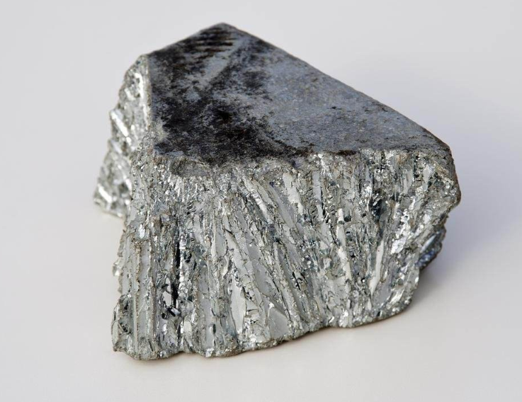 长江有色：30日锌价大跌 整体成交活跃度偏低|期货_新浪财经_新浪网