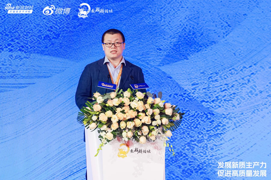 Pudu Robotics Unveils PUDU D9: A Full-Sized Humanoid Robot Driving ...