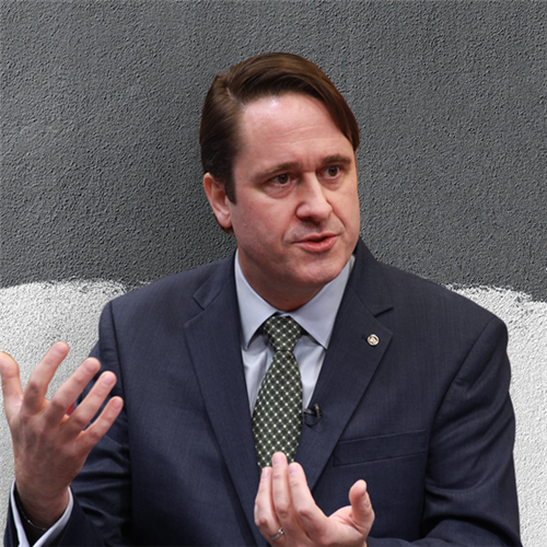 对话欧洲工商管理学院副院长Peter Zemsky