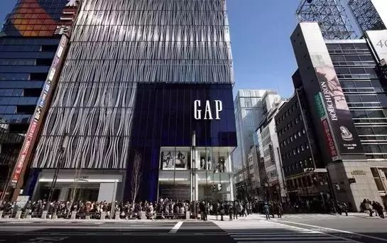 Gap销售额连续7季度下跌：品牌辨识度降低 关店难改颓势|供应链|零售业|Gap_新浪财经_新浪网