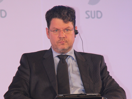 Andries Nel谈城乡关系：不能割裂来看|城镇化|特色小镇|一带一路_新浪财经_新浪网