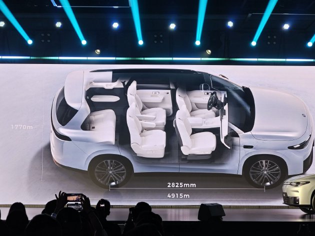 零跑C16汽車正式上市：純電/增程6座SUV 售價15.58萬元起 - 新浪香港