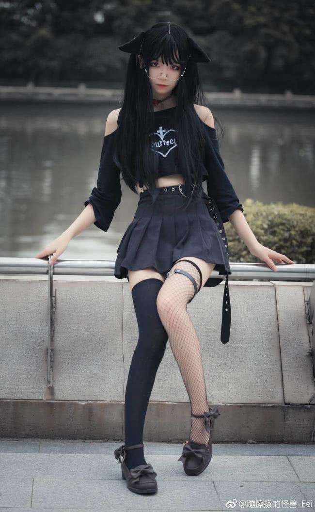 cos: 漫展上的黑丝兽耳娘!|漫展|萤火虫|黑丝_新浪新闻