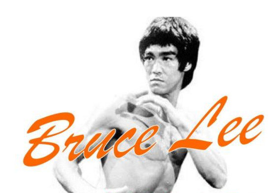 为何李小龙的英文名字Bruce Lee不是李海泉夫妇取的名字？