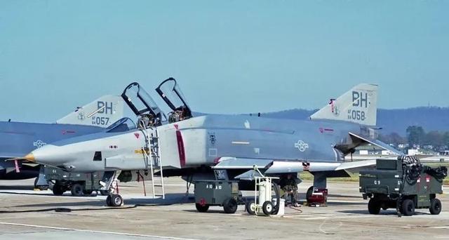 日本开始空军换装进程，全面退役RF4E侦察机，要用F35来替代？