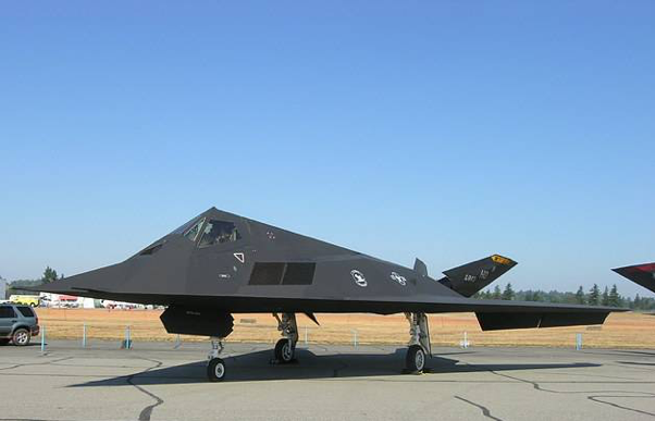 《怒火飞行》：想看看真正实现人眼隐形的x77战斗机吗__财经头条