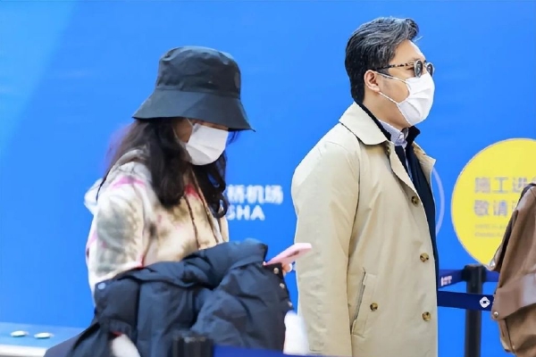 [IPX-852]桃乃木香奈(桃乃木かな)被下药以后 色魔长官和白...