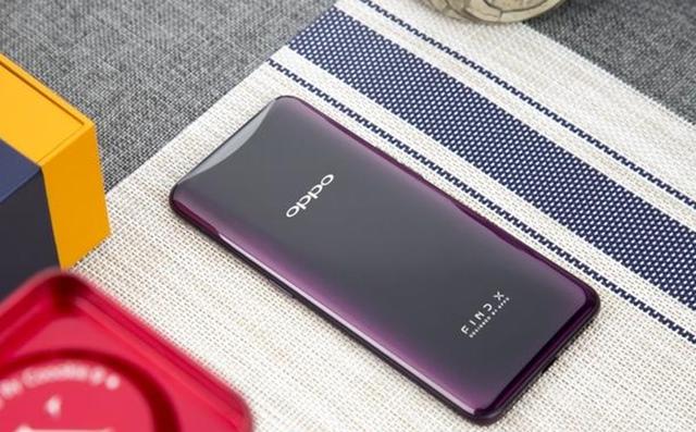 2019是渐变色元年？OPPO新系列外观或将掀起一股设计浪潮__财经头条