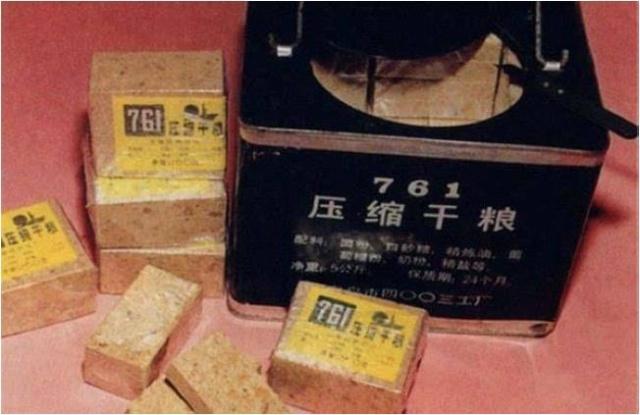 回顾我军单兵口粮的发展历程，看看解放军如何吃出战斗力？