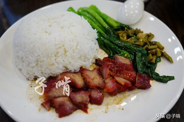 15元的叉烧饭肉和菜全都吃完米饭上再浇点叉烧酱，吃着比肉都香|叉烧饭|米饭|叉烧_新浪新闻