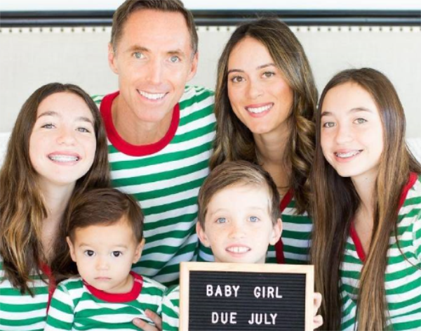 纳什曾与白人妻子生下黑人小孩！42岁二婚干脆娶了位25岁黑人为妻