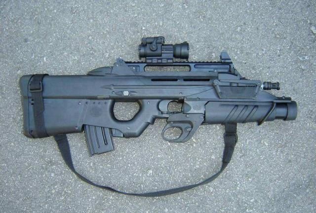 曾经的突击步枪中 最著名的巅峰之作 FN F2000突击步枪|框架|突击步枪|机械_新浪新闻