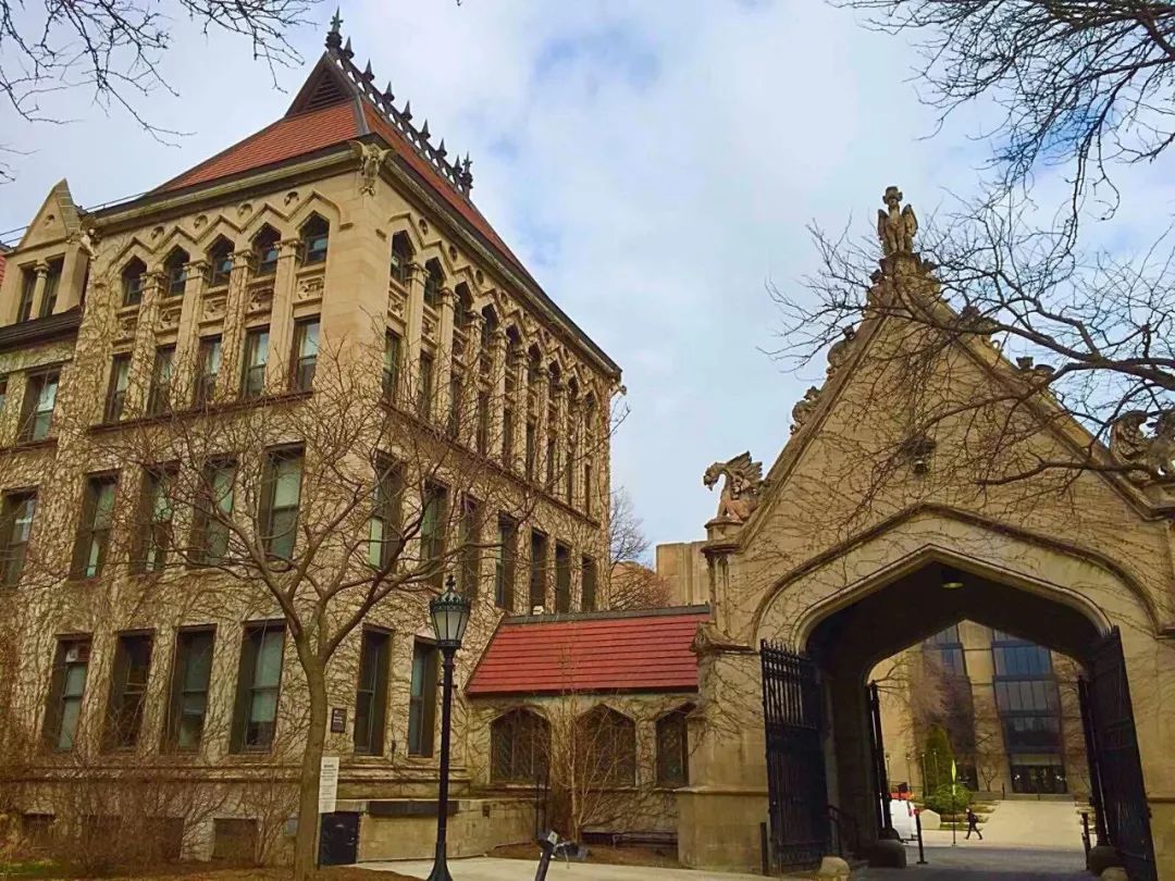 美国高考遭藤校无视！芝加哥大学搞事情要砸谁的饭碗？|芝加哥大学|中国学生|考试_新浪新闻