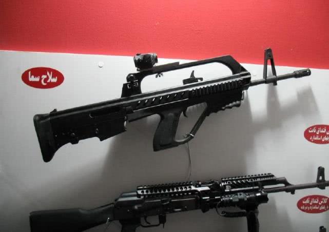 科幻感爆棚！中国版M16被外国人魔改，不细看还真认不出来|步枪|伊朗|突击步枪_新浪新闻