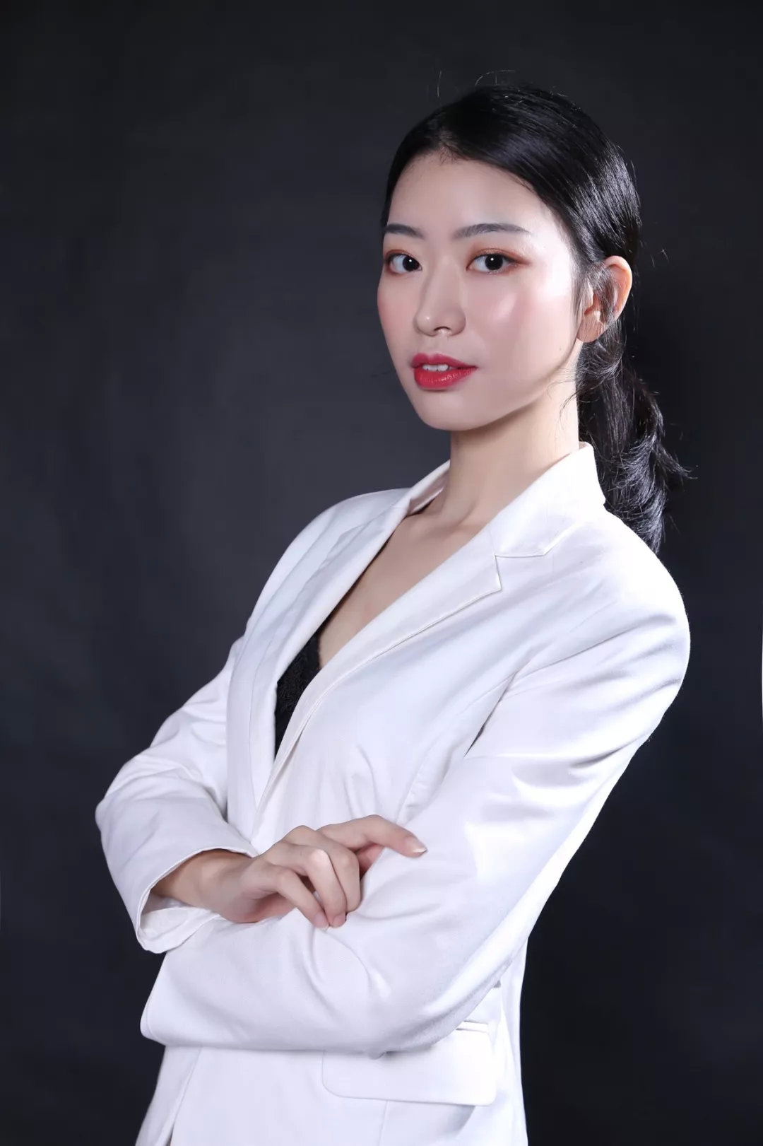 iShow神秘资深美女老师，一万小时课堂经验，美国媒体官方报道