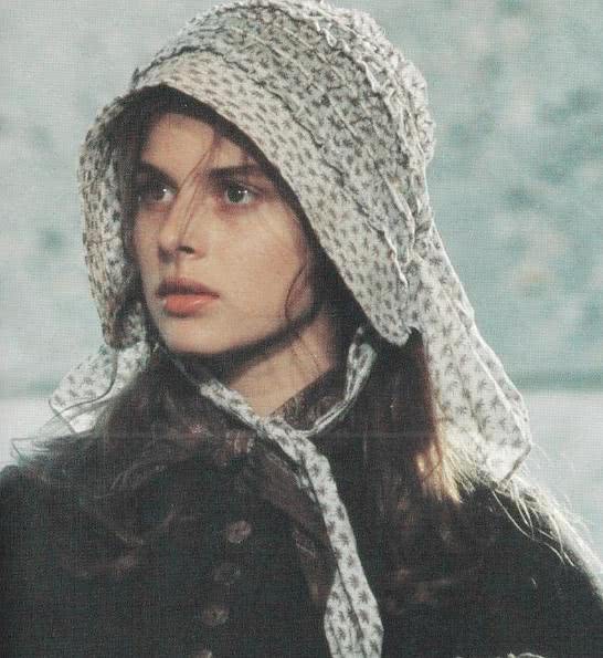 她是欧洲影坛第一美女，16岁时与大自己25岁导演同居，难忘怀