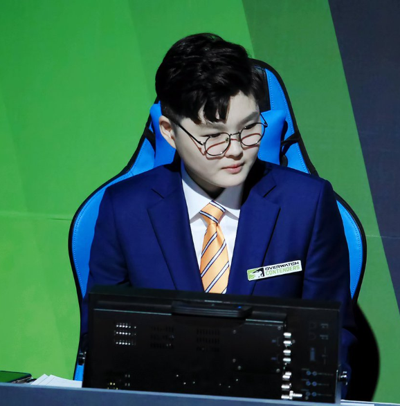 《守望先锋》：上海龙的护盾，她是天才职业女性选手——GEGURI|选手|龙之队|龙_新浪新闻