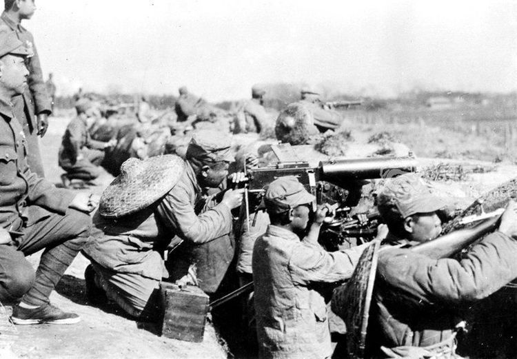 淞沪会战时捍卫者们的背影 他们身后是你的浙江我的贵州