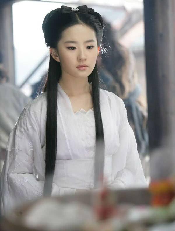 11个版本的小龙女：最受喜爱的不是李若彤，潘迎紫成了垫底？|小龙女|李若彤|潘迎紫_新浪新闻