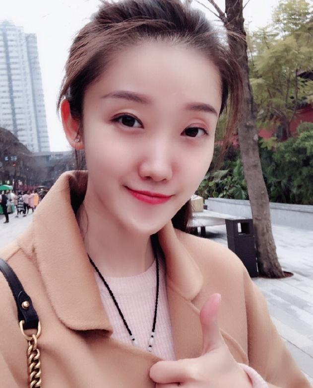 是女篮球员李新一，身材傲人29岁像是18岁，美的令人窒息！|李新一|女篮|身材_新浪新闻