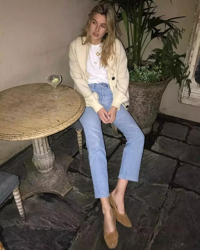 这个秋冬的优雅，让Flat White色系来拯救了~