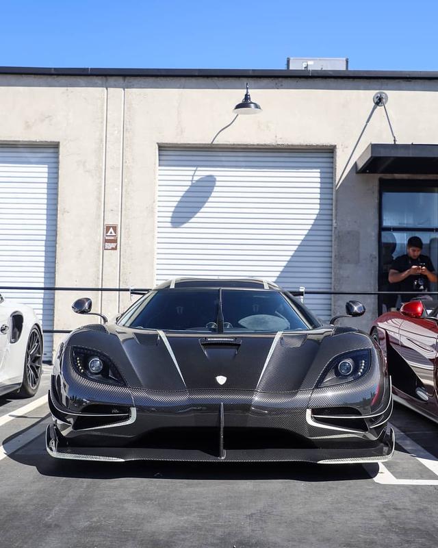 柯尼塞格agera，碳纤维轮毂太帅-新浪汽车