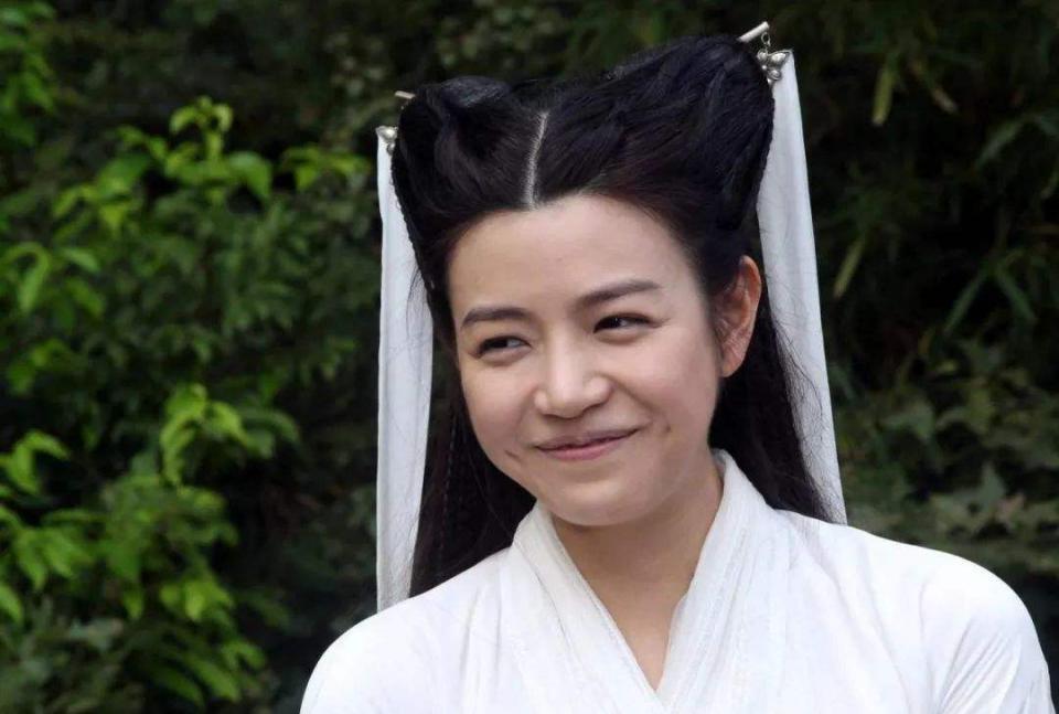 11个版本的小龙女：最受喜爱的不是李若彤，潘迎紫成了垫底？|小龙女|李若彤|潘迎紫_新浪新闻