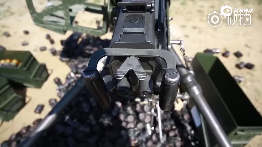 美国海军陆战队的M2机枪与MK19榴弹发射器实操_手机新浪网