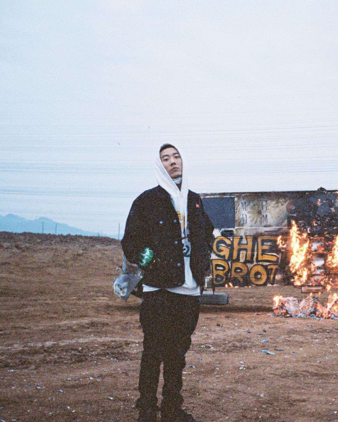 knowknow丁震高清壁纸-千图网